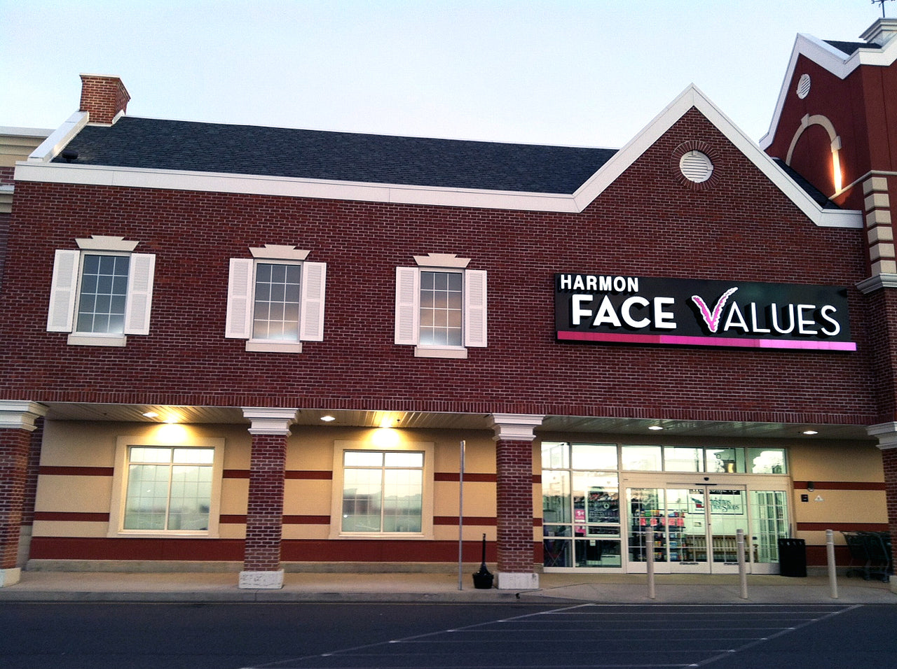 About – Harmon Discount